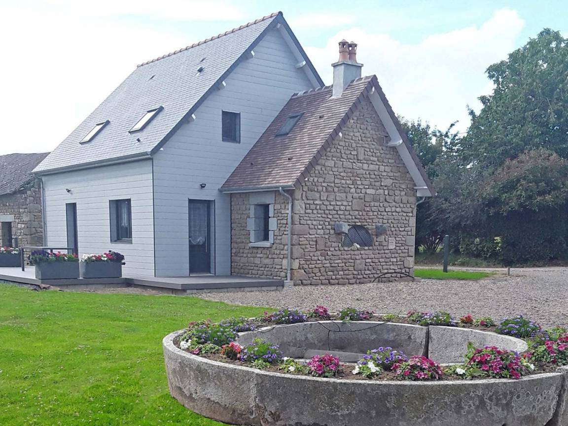 110 M² Cottage ∙ 3 Chambres ∙ 6 Personnes - Flers