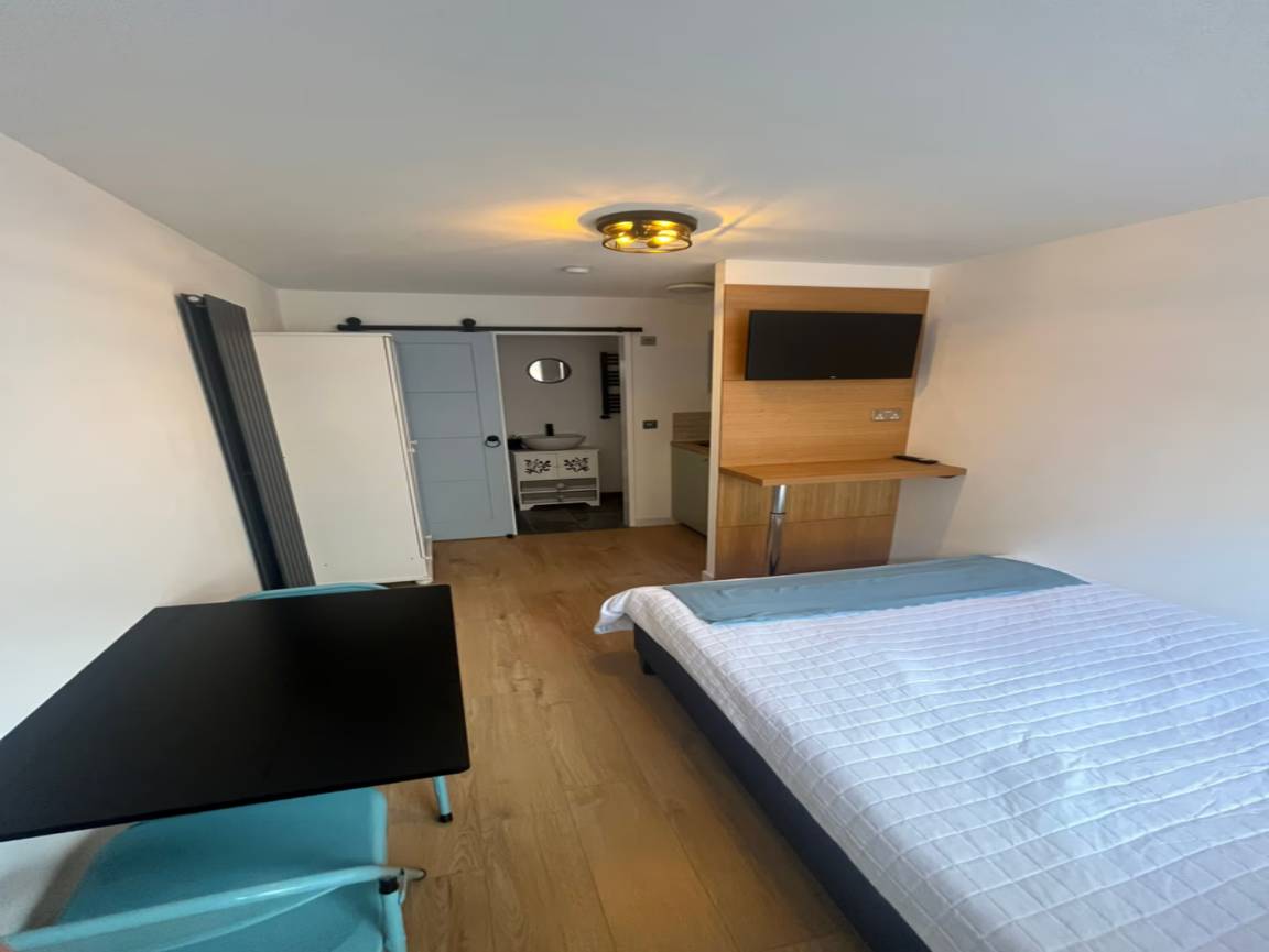 20 M² Apartment ∙ 1 Bedroom ∙ 2 Guests - Hounslow
