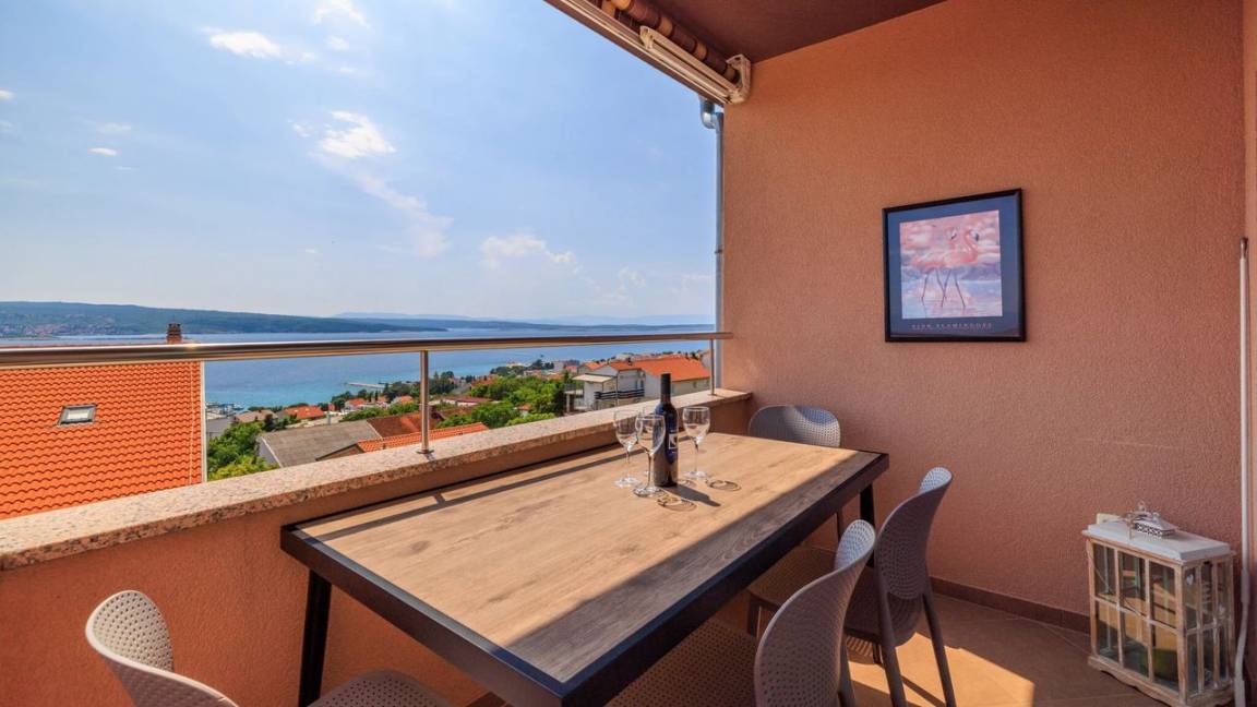 100 M² Ferienwohnung ∙ 4 Schlafzimmer ∙ 8 Gäste - Crikvenica