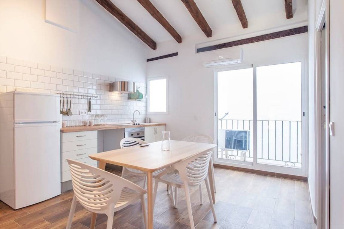 60 M² Apartamento ∙ 2 Habitaciones ∙ 4 Huéspedes - Valencia