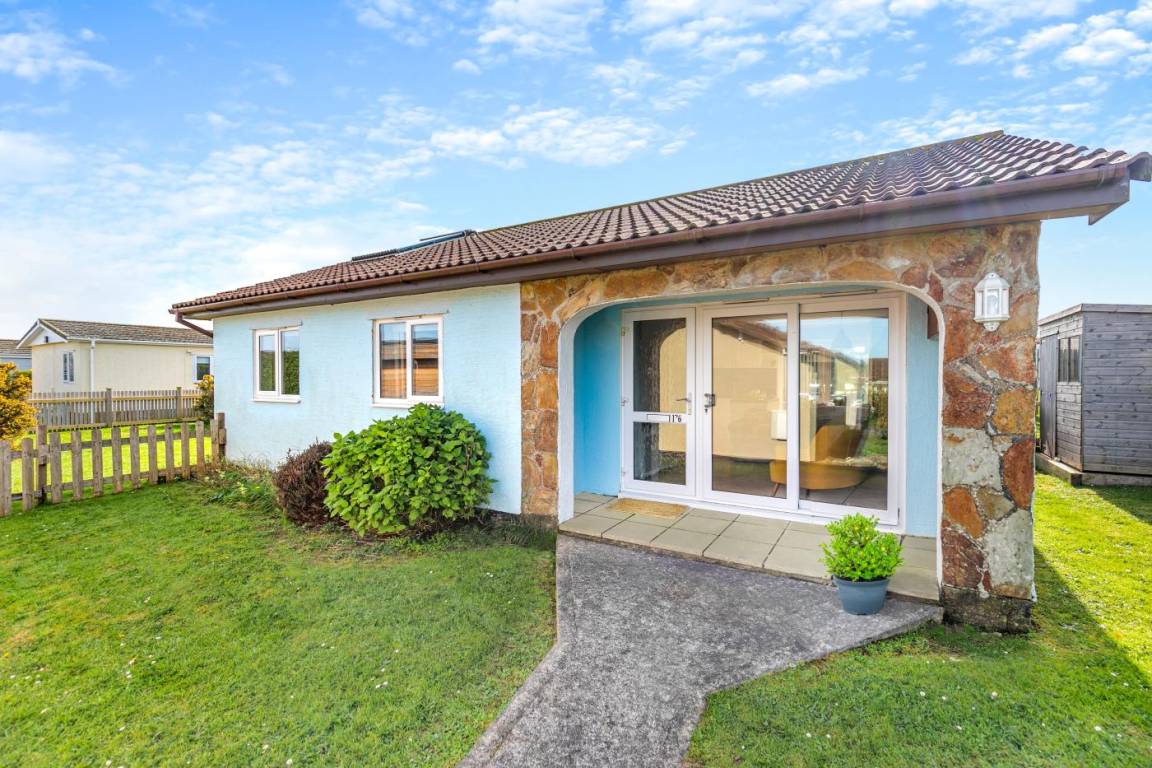 House ∙ 3 Bedrooms ∙ 6 Guests - Constantine Bay