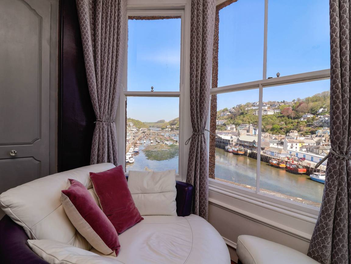 Cottage ∙ 5 Bedrooms ∙ 8 Guests - 