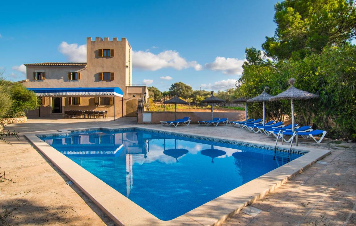 257 M² Huis ∙ 5 Slaapkamers ∙ 7 Gasten - Felanitx