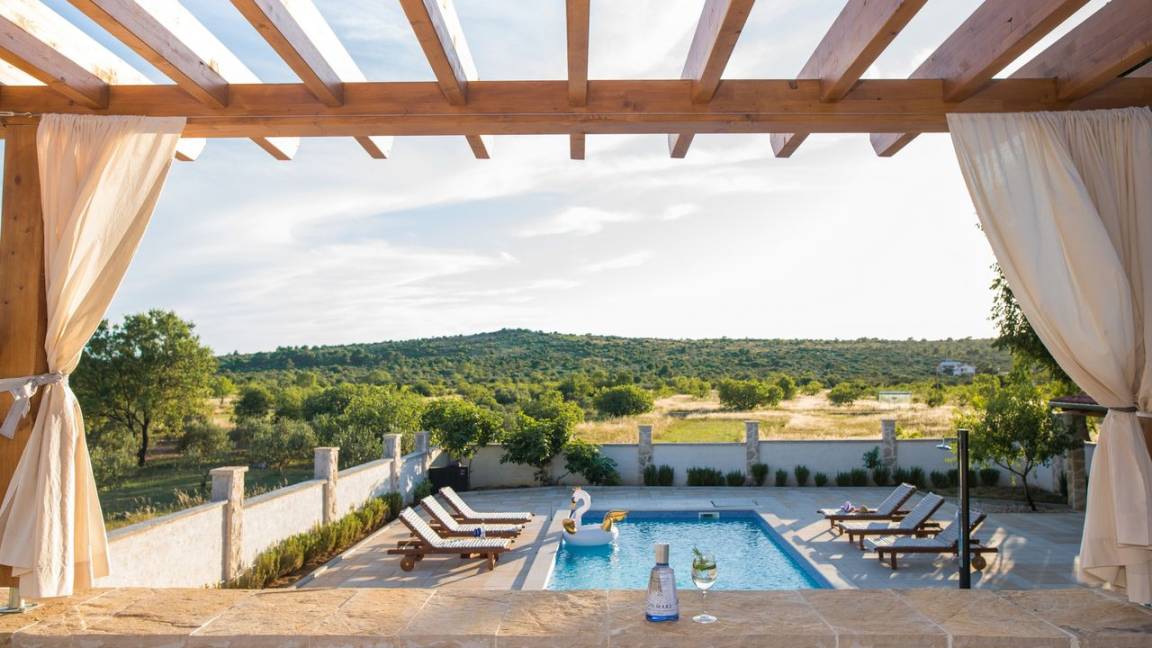 86 M² Ferienhaus ∙ 2 Schlafzimmer ∙ 6 Gäste - Primošten