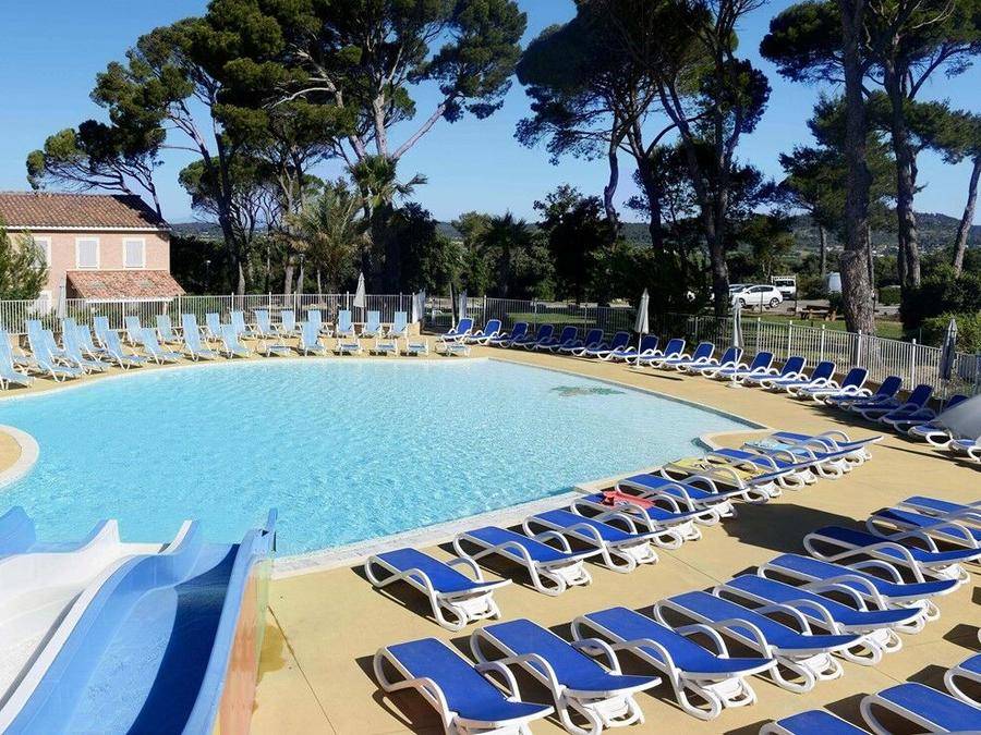 72 M² Maison De Vacances ∙ 3 Chambres ∙ 8 Personnes - Calvisson