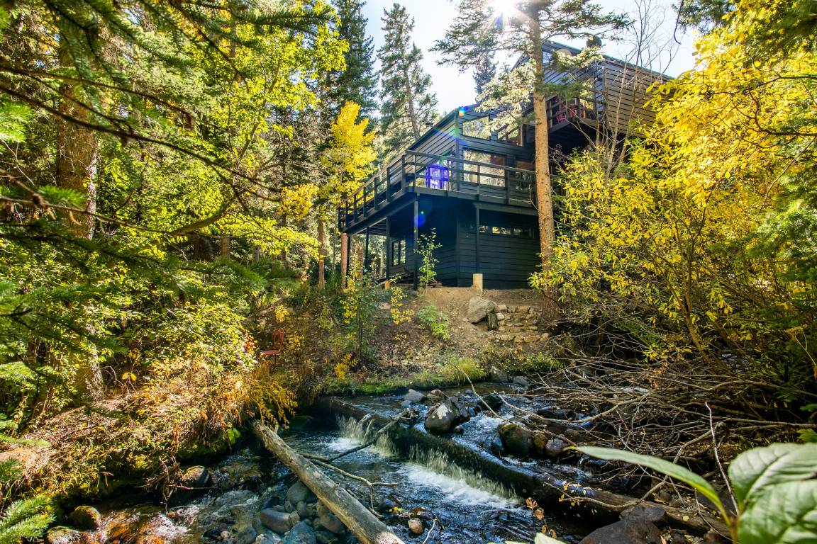 242 M² Cabin ∙ 2 Bedrooms ∙ 7 Guests - Georgetown, CO