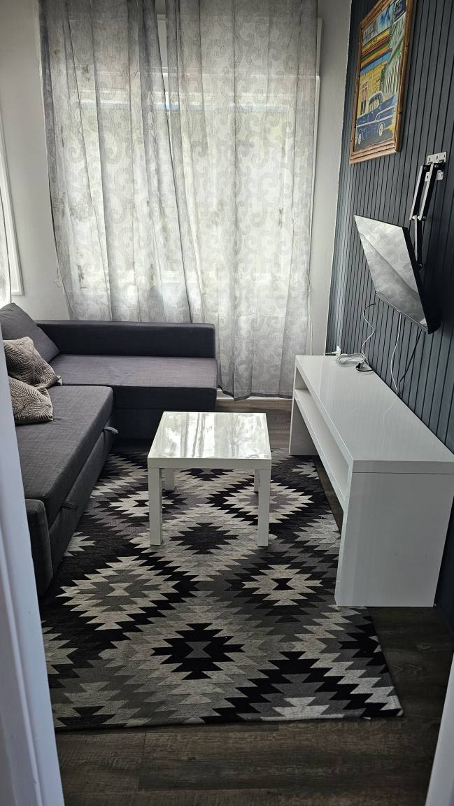 55 M² House ∙ 2 Bedrooms ∙ 5 Guests - Trieste