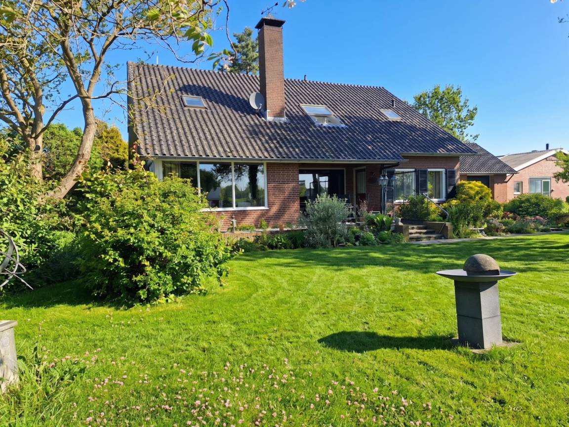 250 M² Ferienhaus ∙ 5 Schlafzimmer ∙ 10 Gäste - Nordbrabant