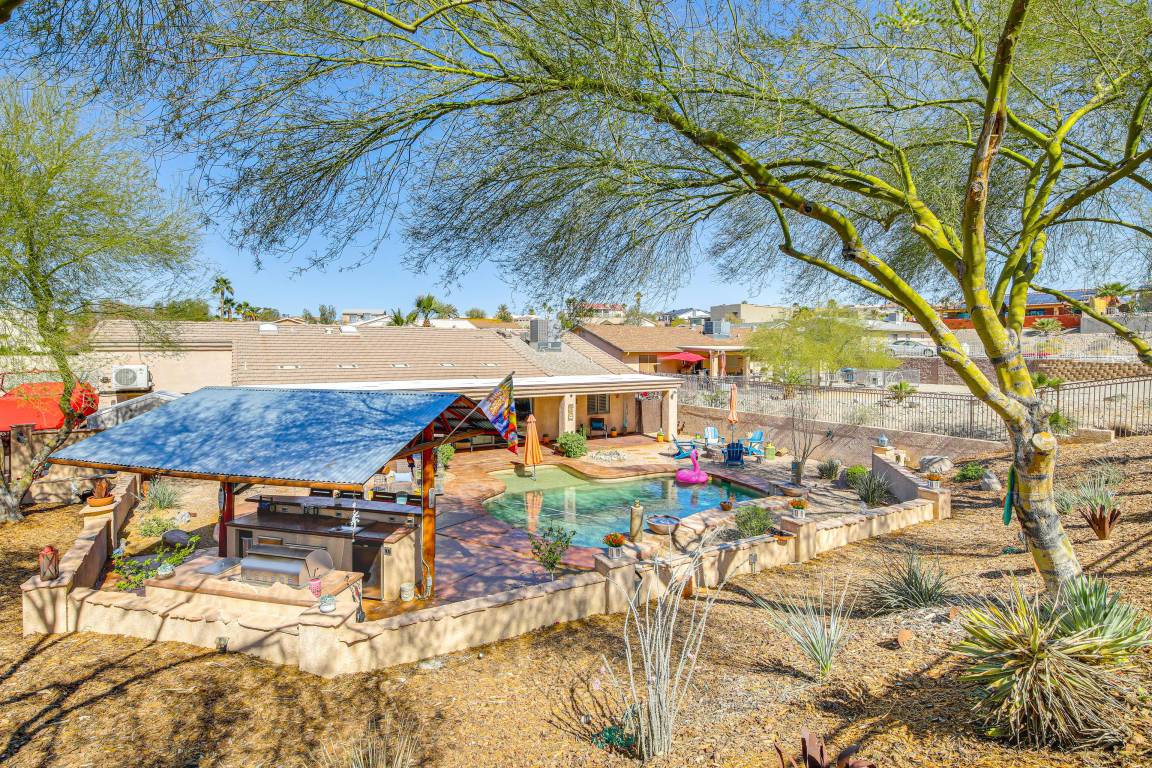 153 M² House ∙ 3 Bedrooms ∙ 11 Guests - Lake Havasu City, AZ