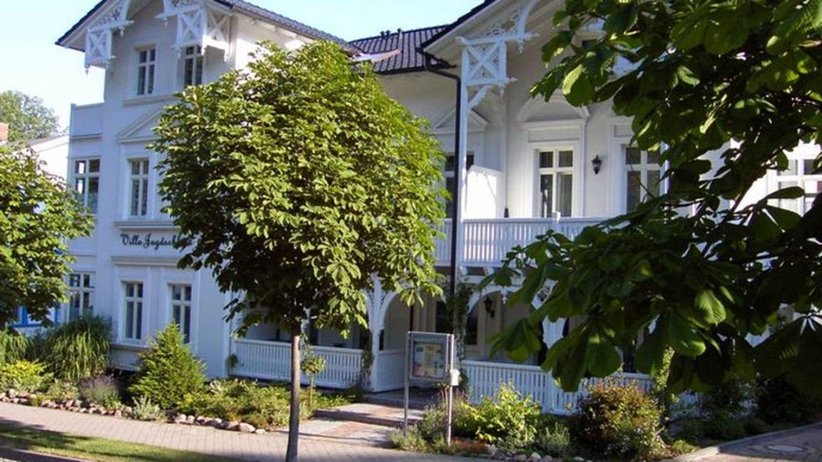 61 M² Ferienwohnung ∙ 1 Schlafzimmer ∙ 4 Gäste - Binz