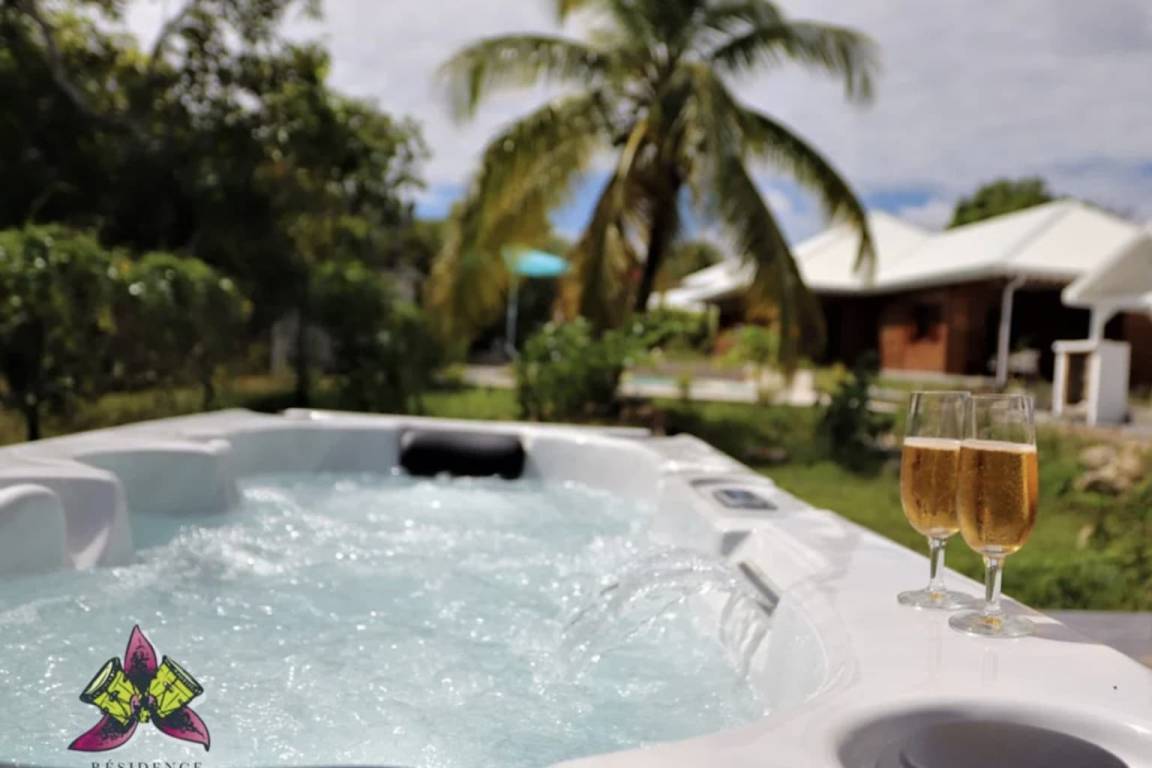 44 M² Bungalow ∙ 1 Chambre ∙ 2 Personnes - Guadeloupe