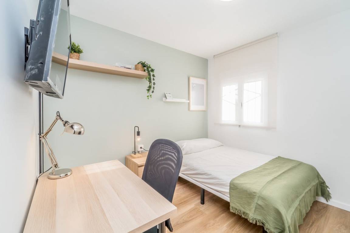 54 M² Private Room ∙ 1 Bedroom ∙ 1 Guest - Valladolid, Spain
