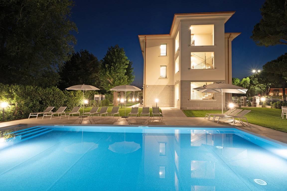18 M² Ferienwohnung ∙ 1 Schlafzimmer ∙ 2 Gäste - Desenzano del Garda