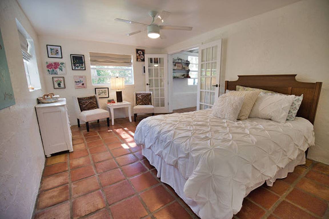 Apartment ∙ 3 Bedrooms ∙ 6 Guests - Englewood, FL