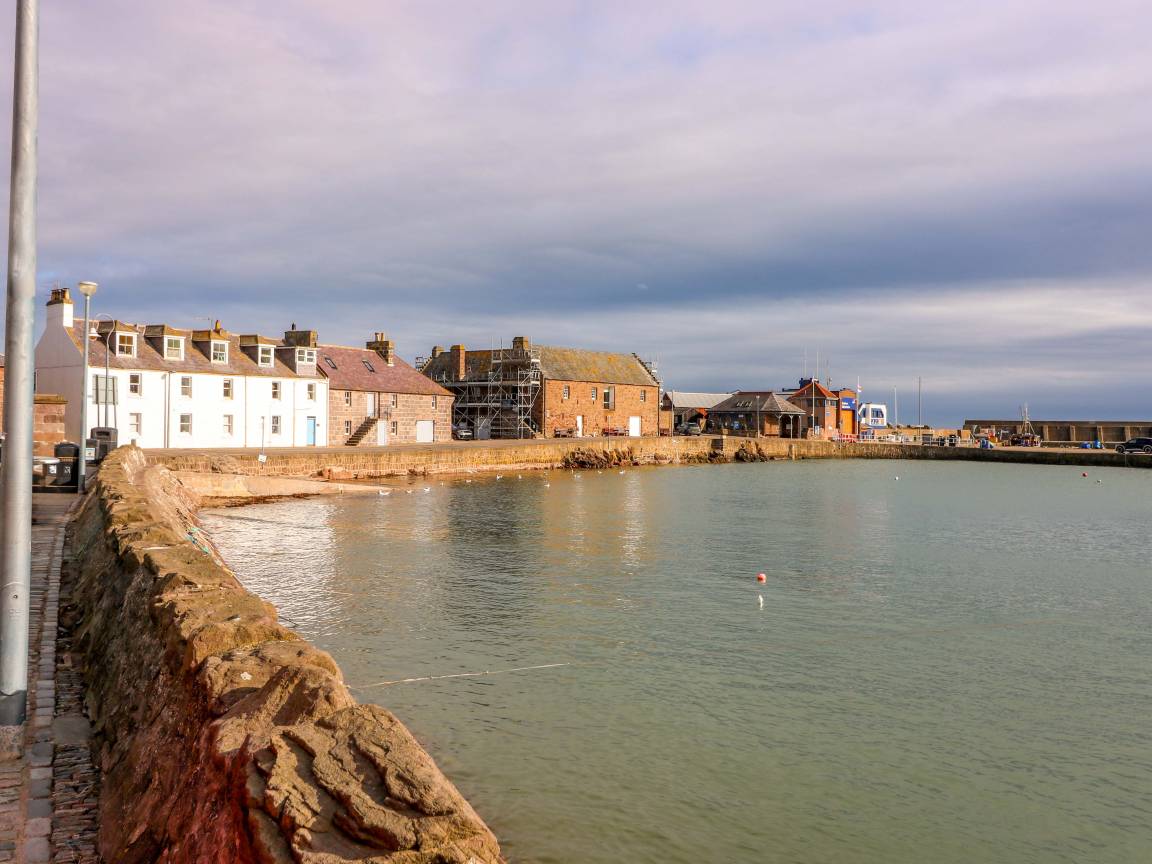 Cottage ∙ 3 Bedrooms ∙ 5 Guests - Stonehaven