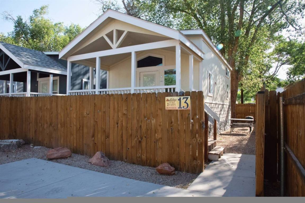37 M² Apartment ∙ 1 Bedroom ∙ 6 Guests - Moab, UT