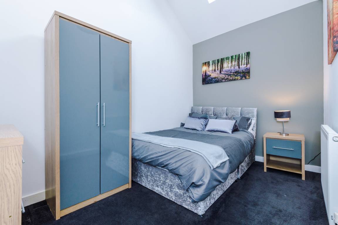 75 M² House ∙ 3 Bedrooms ∙ 5 Guests - Knowsley Safari
