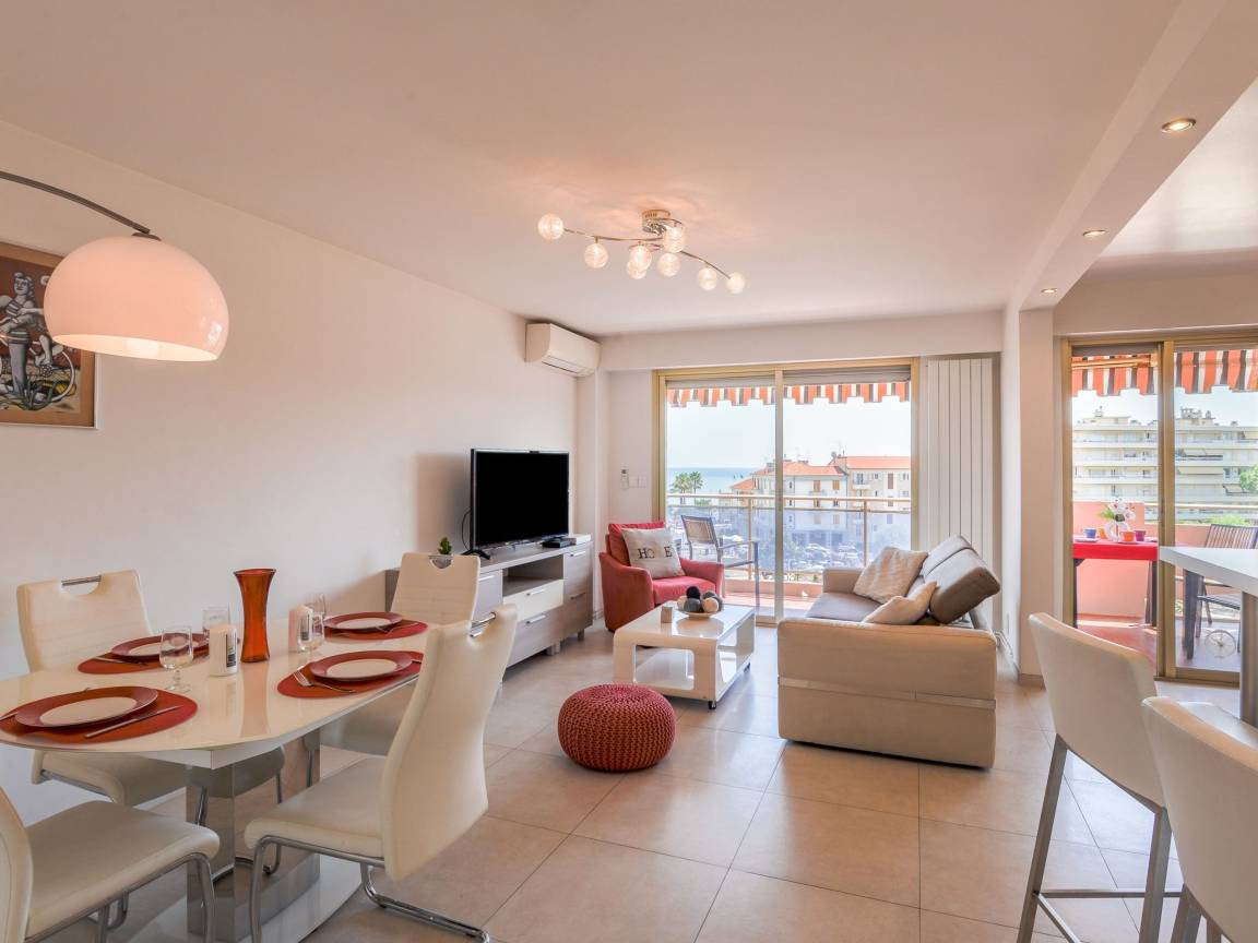 70 M² House ∙ 1 Bedroom ∙ 6 Guests - Cagnes-sur-Mer