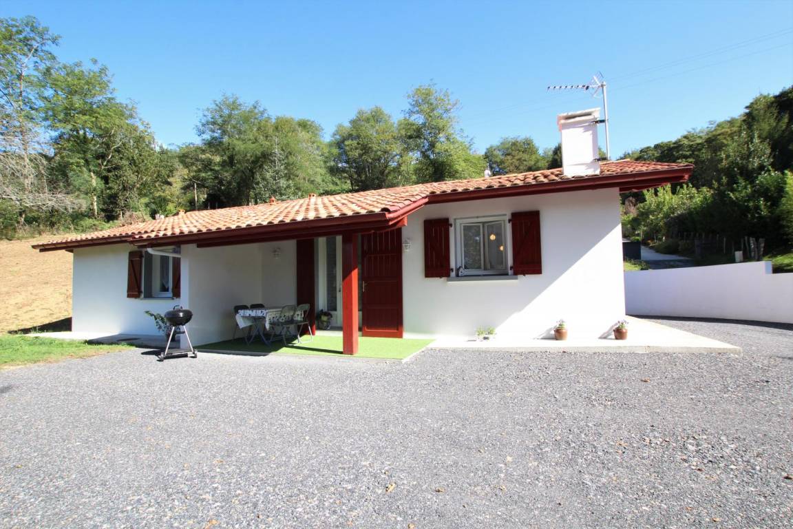 92 M² Gîte ∙ 3 Chambres ∙ 4 Personnes - Cambo-les-Bains