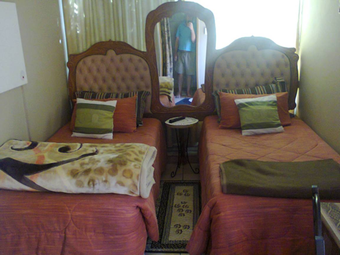 15 M² Private Room ∙ 1 Bedroom ∙ 2 Guests - Carletonville