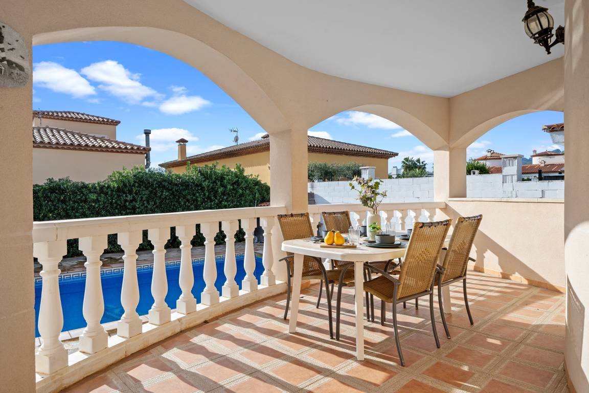 160 M² Villa ∙ 5 Slaapkamers ∙ 12 Gasten - Miami Platja