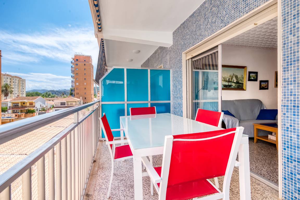 74 M² Apartamento ∙ 3 Habitaciones ∙ 6 Huéspedes - Xeraco