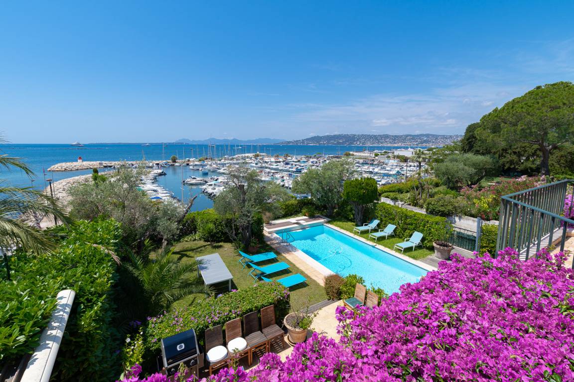 260 M² Villa ∙ 5 Chambres ∙ 10 Personnes - Antibes