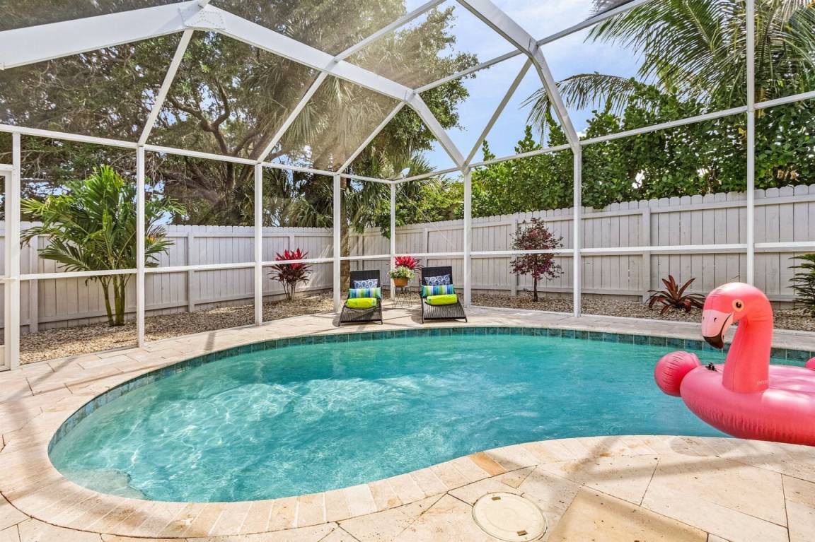 139 M² House ∙ 4 Bedrooms ∙ 10 Guests - Naples, FL