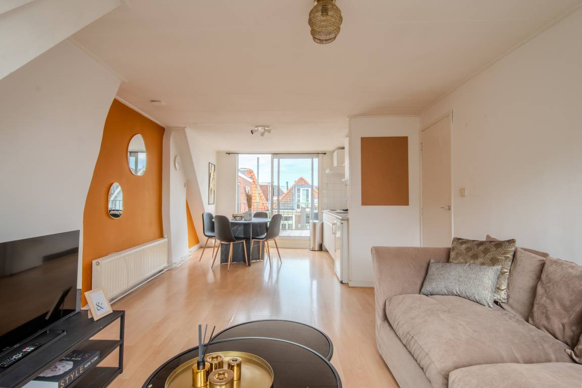 65 M² Ferienwohnung ∙ 1 Schlafzimmer ∙ 2 Gäste - Alkmaar