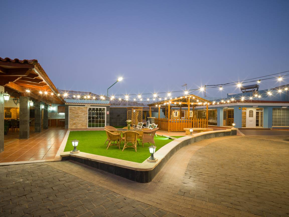 75 M² Maison De Vacances ∙ 3 Chambres ∙ 6 Personnes - Arucas