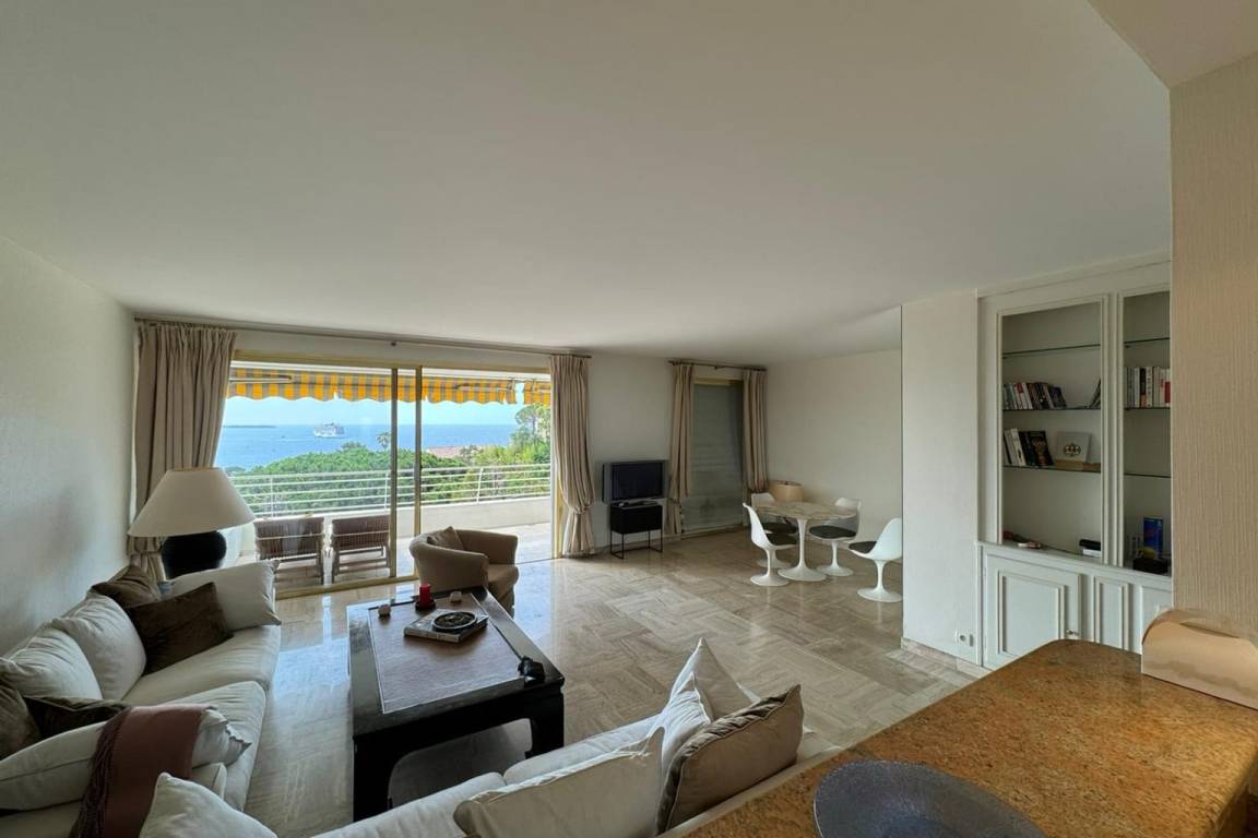 75 M² Appartement ∙ 2 Chambres ∙ 3 Personnes - Cannes