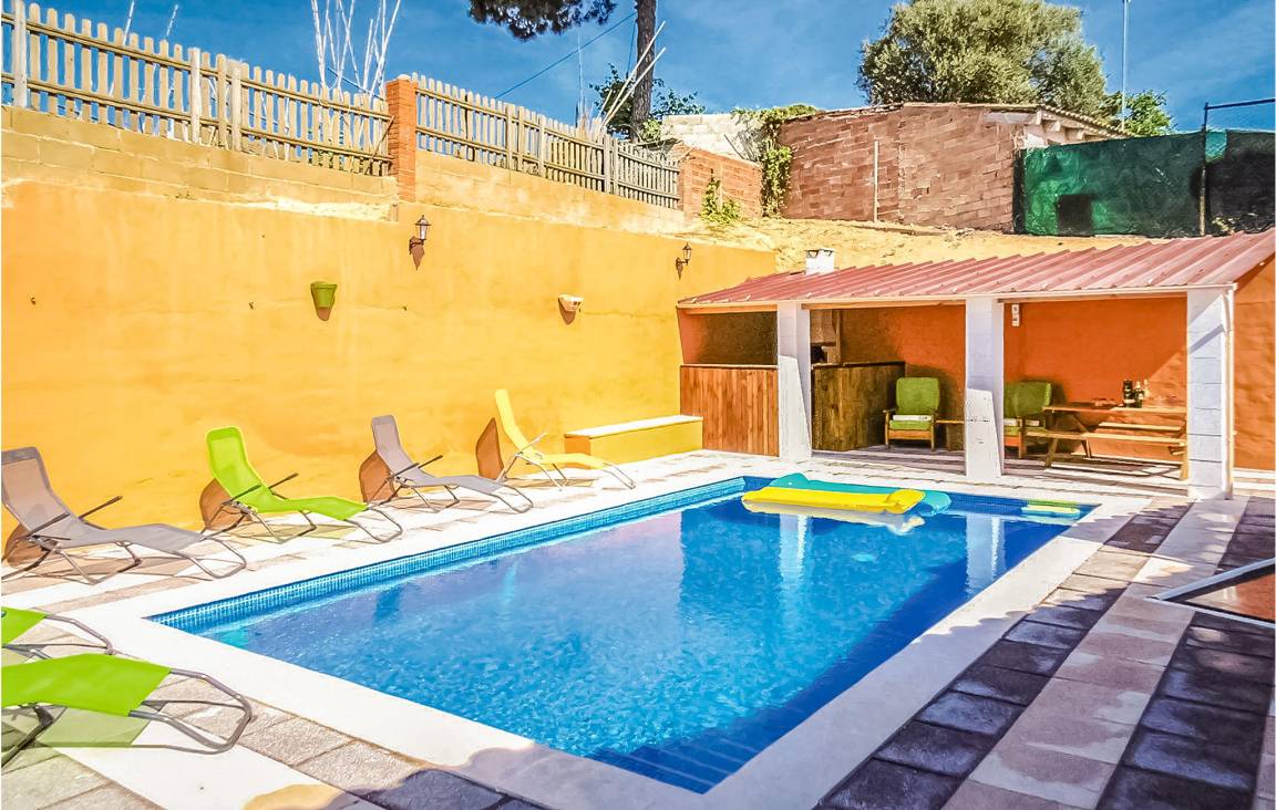 100 M² Casa ∙ 3 Habitaciones ∙ 6 Huéspedes - Tordera