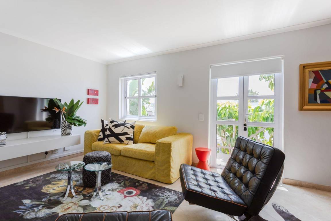 Apartment ∙ 2 Bedrooms ∙ 4 Guests - Camps Bay