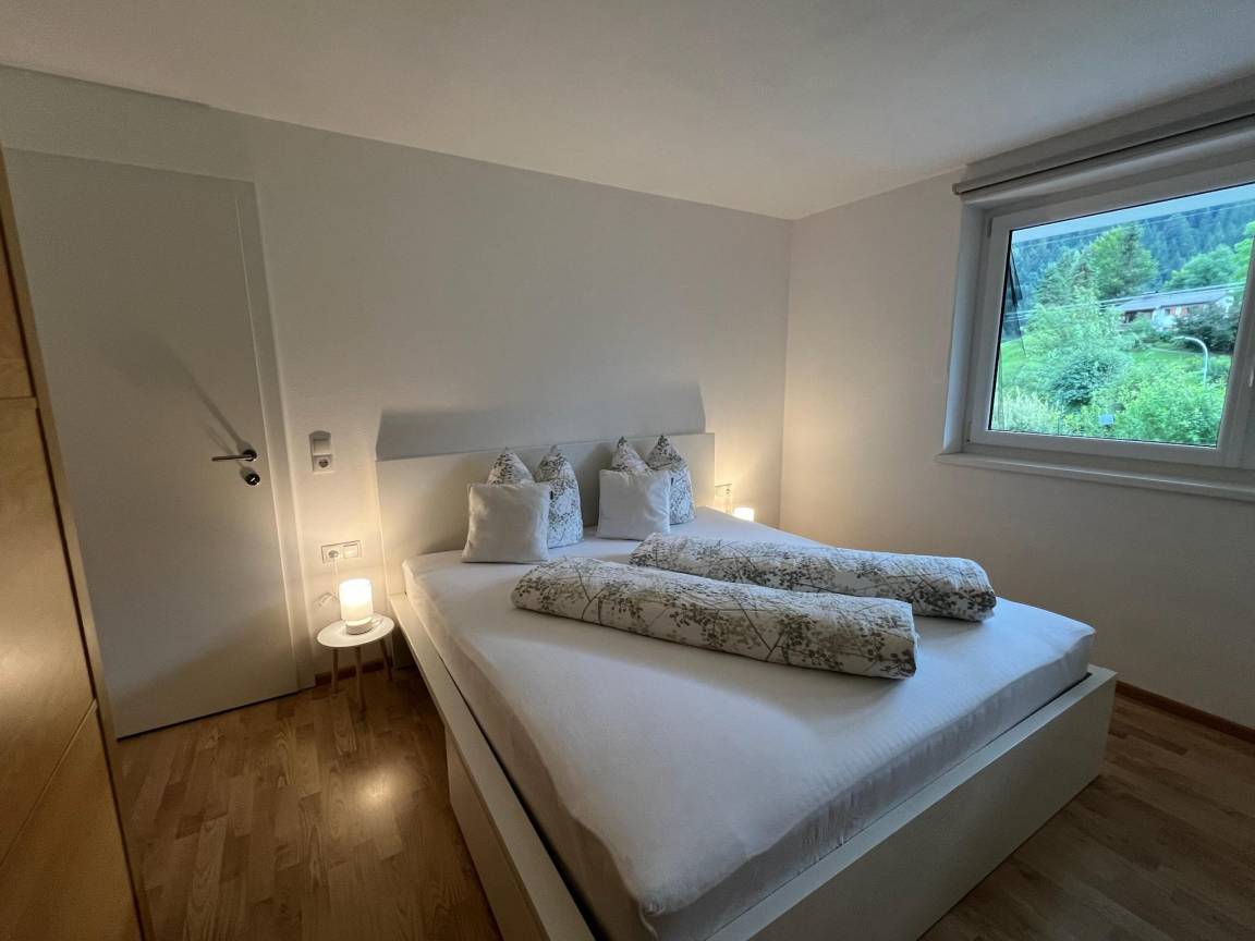 57 M² Ferienwohnung ∙ 1 Schlafzimmer ∙ 4 Gäste - Wald am Arlberg