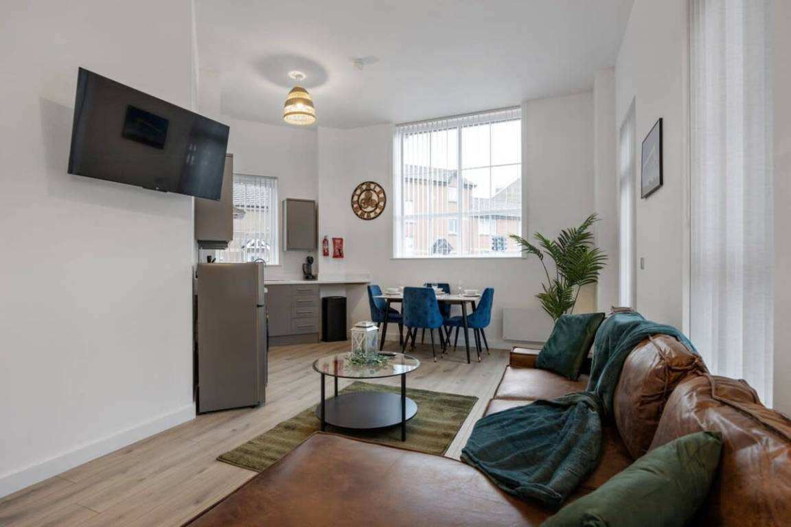 70 M² Apartment ∙ 2 Bedrooms ∙ 6 Guests - Belfast