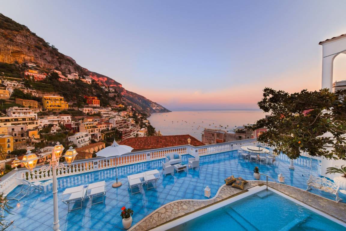 800 M² Appartamento Vacanza ∙ 6 Camere Da Letto ∙ 14 Ospiti - Positano