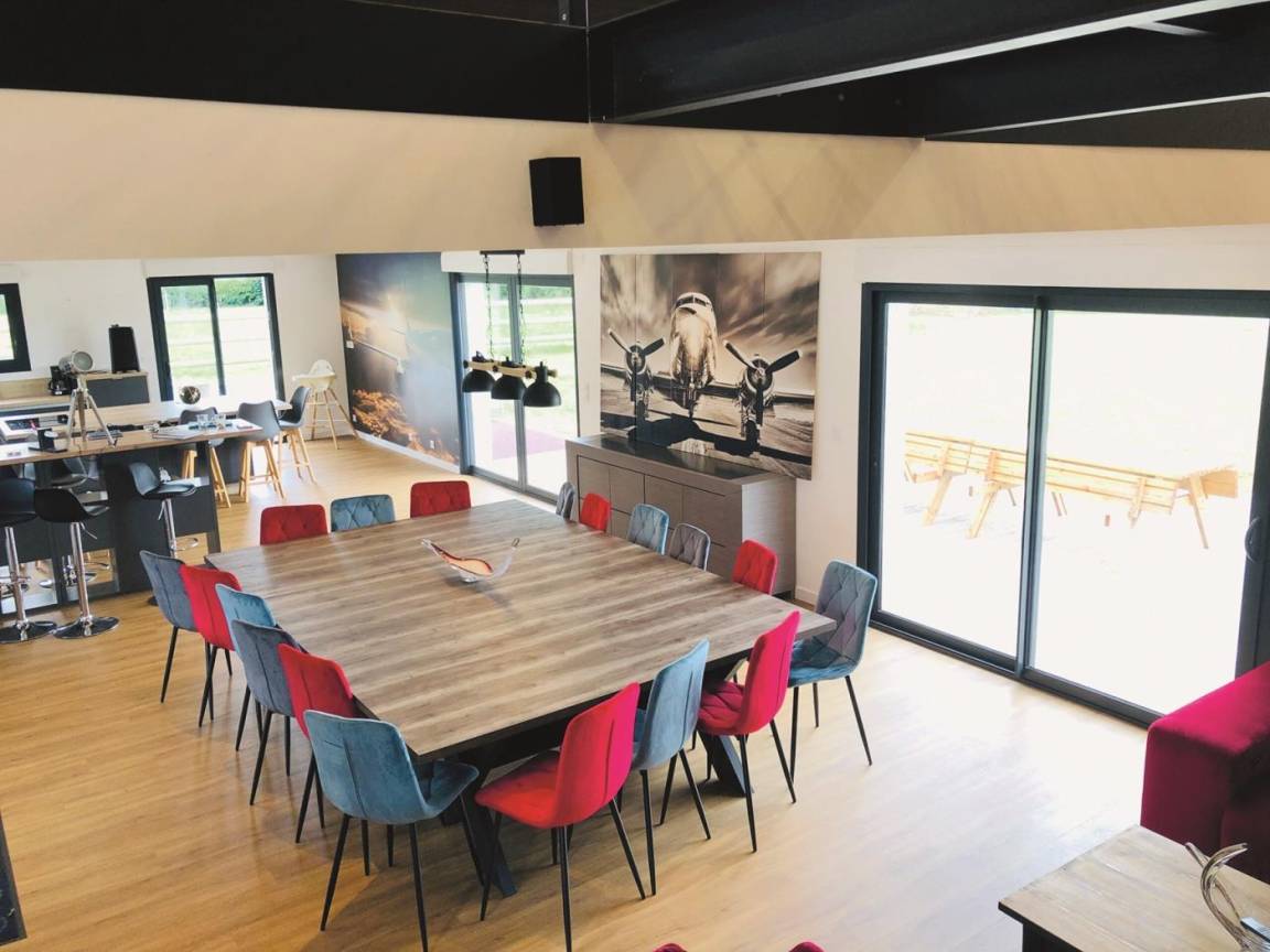 198 M² Gîte ∙ 8 Bedrooms ∙ 25 Guests - Manche