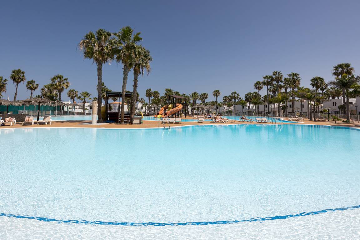 63 M² Apartamento ∙ 2 Habitaciones ∙ 4 Huéspedes - Corralejo