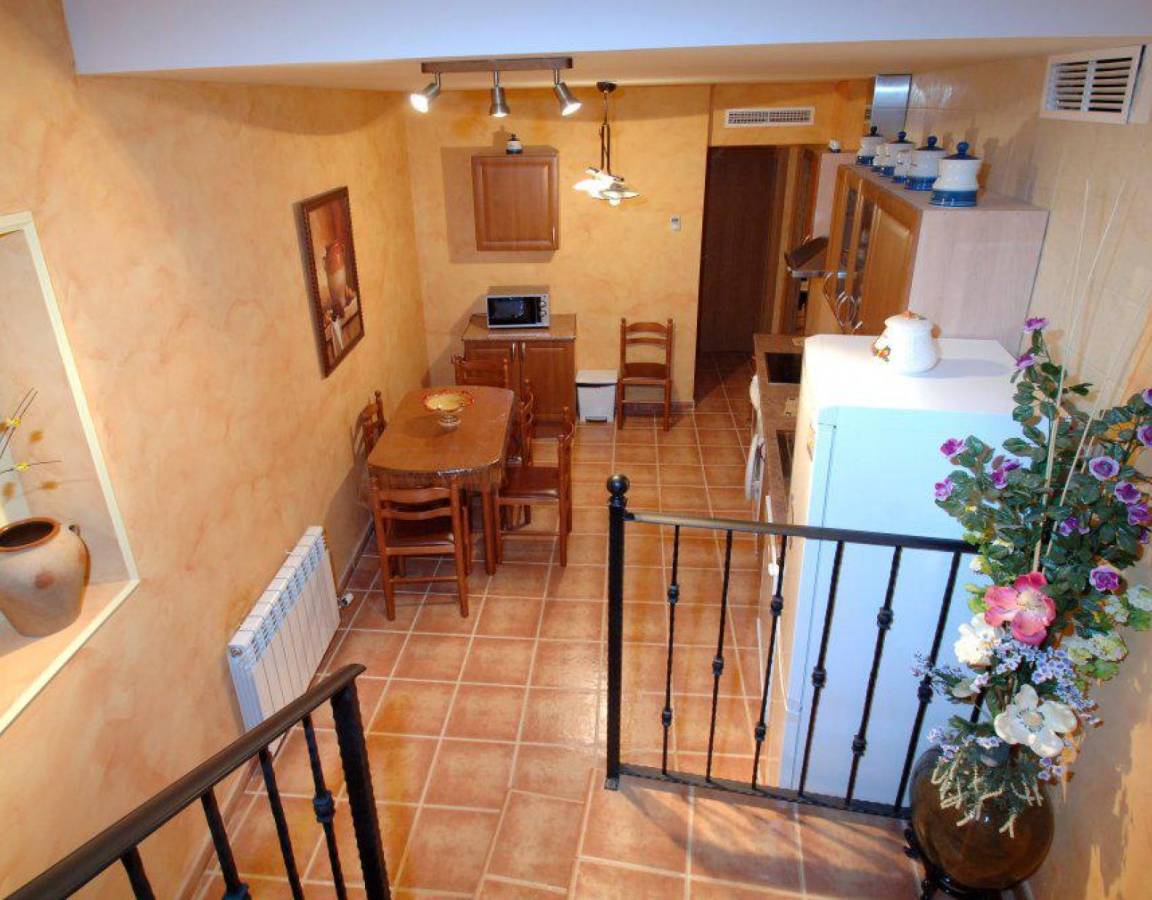 60 M² Casa ∙ 3 Habitaciones ∙ 6 Huéspedes - Calatayud
