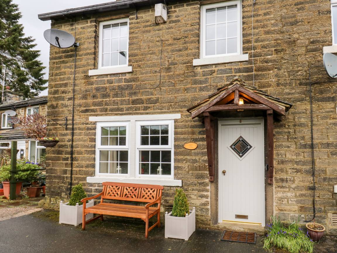 Cottage ∙ 2 Bedrooms ∙ 4 Guests - Ilkley