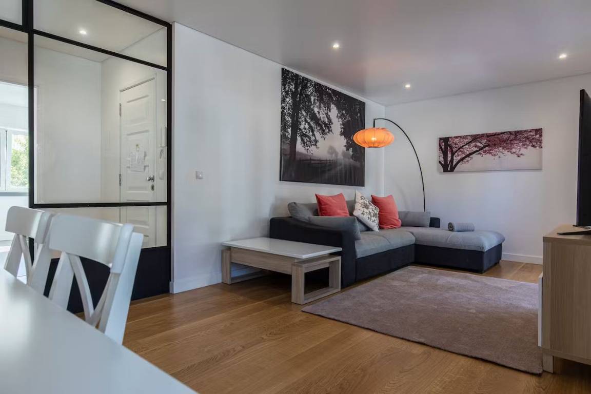 111 M² Ferienwohnung ∙ 2 Schlafzimmer ∙ 4 Gäste - Cascais