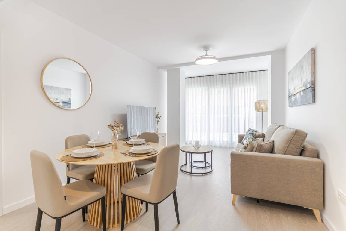 Appartement ∙ 10 Chambres ∙ 20 Personnes - Motril