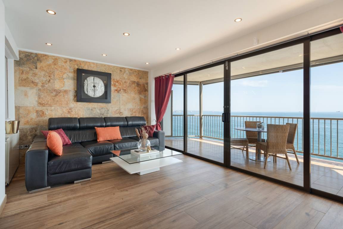 120 M² Casa ∙ 3 Habitaciones ∙ 7 Huéspedes - Tarragona, España