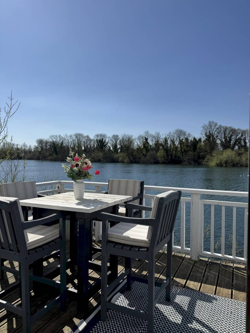 Lodge ∙ 2 Bedrooms ∙ 4 Guests - Cotswolds