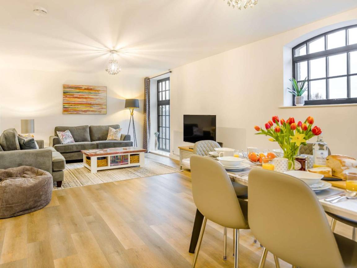 Apartment ∙ 3 Bedrooms ∙ 6 Guests - Winchelsea