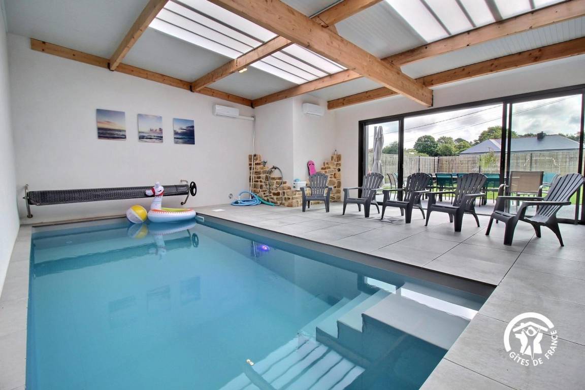 300 M² Gîte ∙ 6 Chambres ∙ 15 Personnes - Bretagne