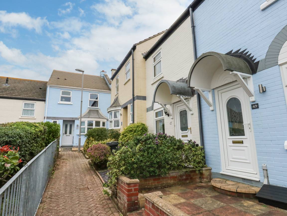 Cottage ∙ 2 Bedrooms ∙ 4 Guests - Weymouth, UK