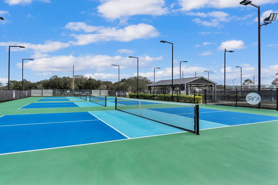 88 M² Apartment ∙ 2 Bedrooms ∙ 4 Guests - Zephyrhills, FL