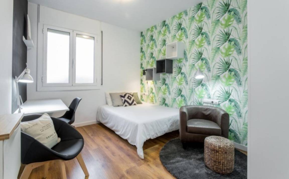 125 M² Habitación Privada ∙ 1 Habitación ∙ 1 Huésped - Sant Cugat del Vallès