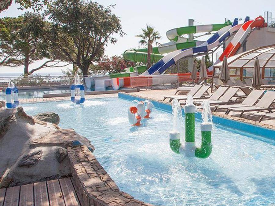 Caravan ∙ 2 Bedrooms ∙ 4 Guests - Corsica